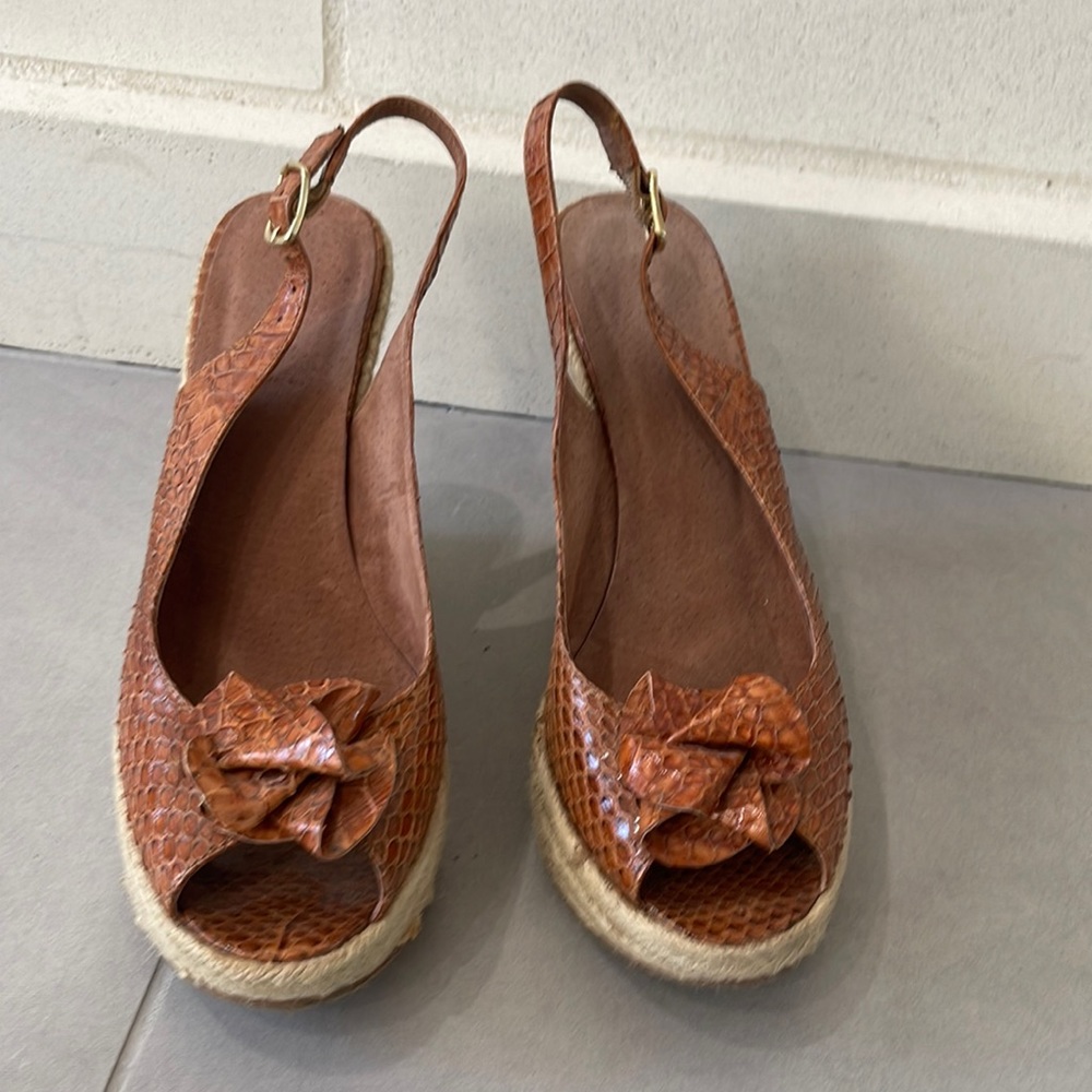 Tan Snake Skin Wedges - Gem